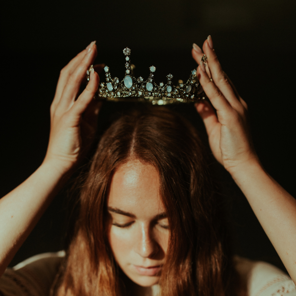 The Art of Queen: progressive female leadership - with Danielle Macleod ...